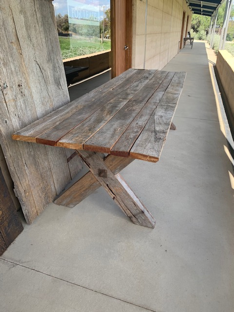 Ironbark Table with Cross-Legs – Woodstock Resources
